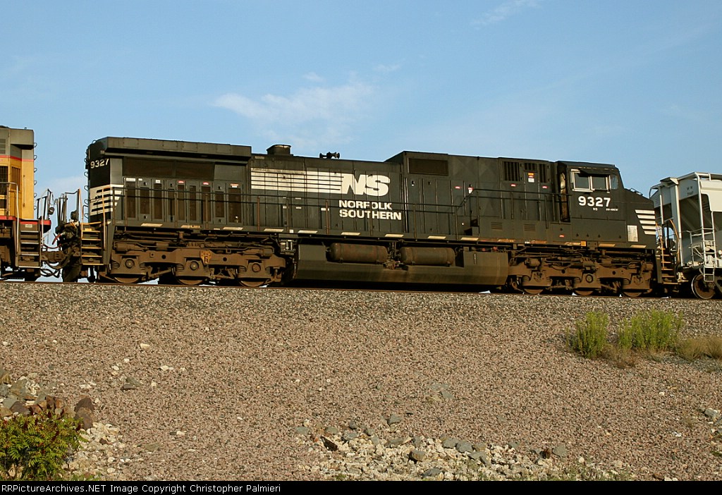NS 9327